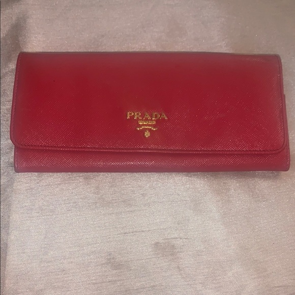 Prada | Bags | Prada Red Wallet Sleek Design Smooth Saffiano Leather ...